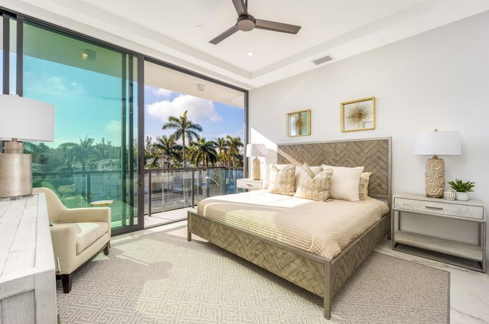 Christine Sanderson SERHANT Delray Beach FL